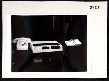 Telefónica 1977: Automation and Mobile Telephony